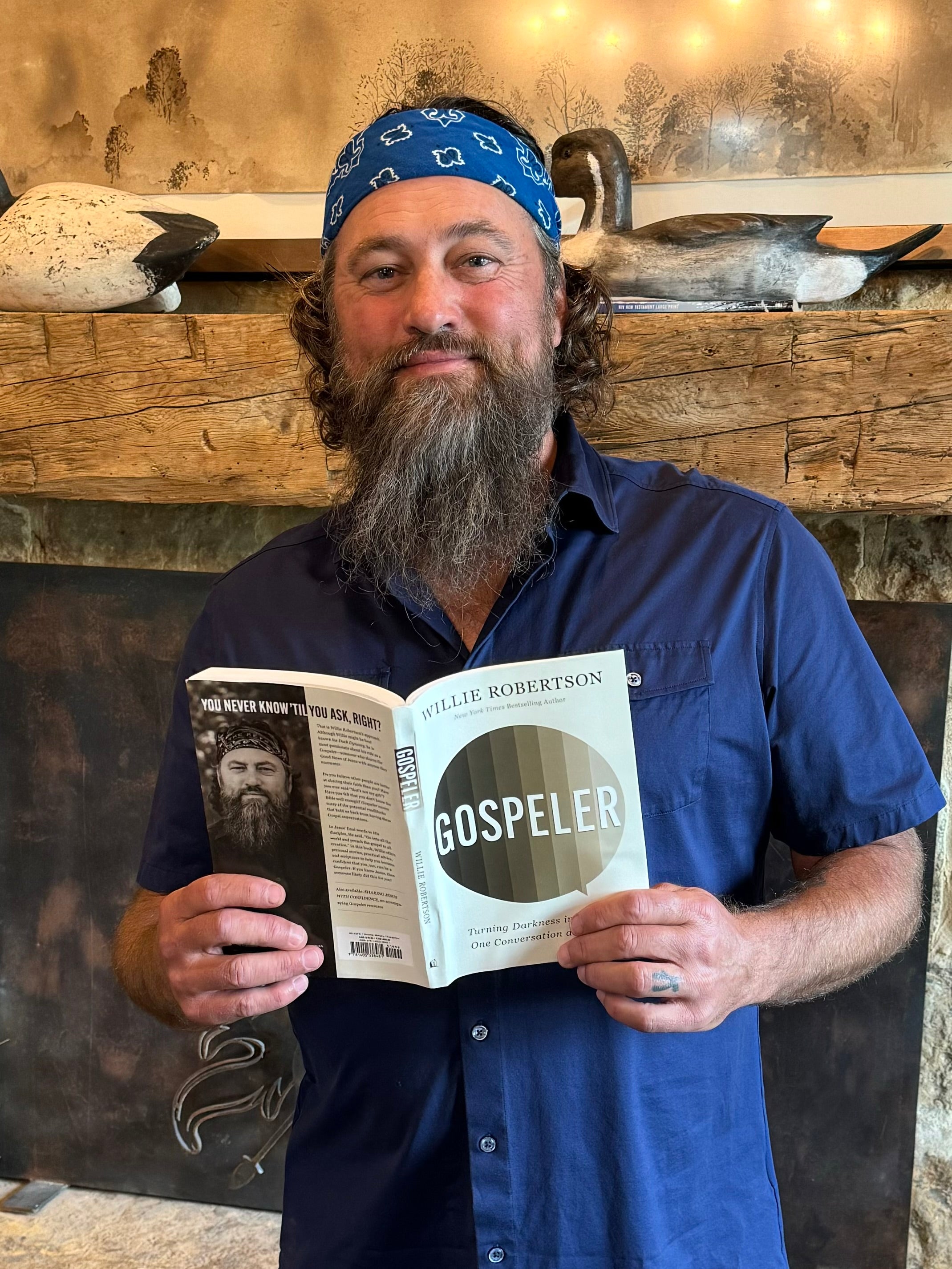 Gospeler: Turning Darkness into Light One Conversation at a Time– Duck ...